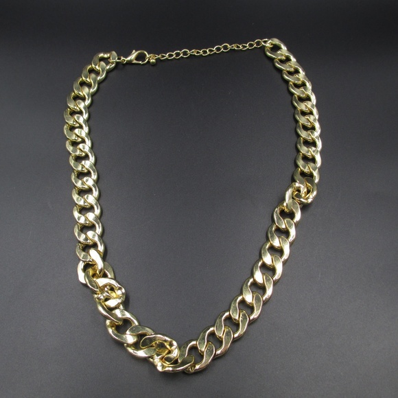 Jewelry | Vintage 22 Inch Thick Gold Tone Chain Necklace | Poshmark